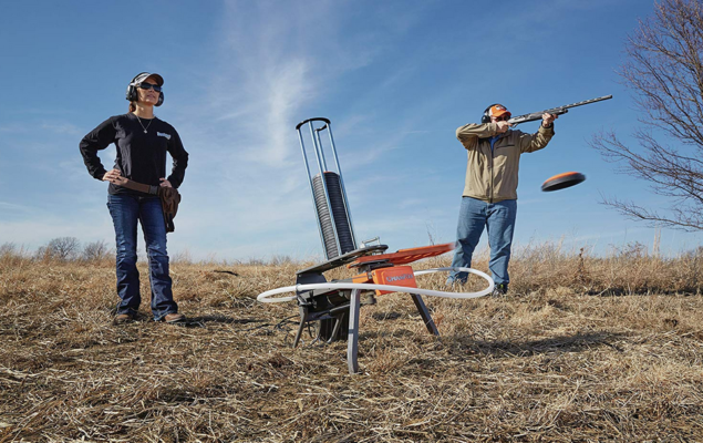 Champion Workhorse Clay Pigeon Thrower - Outdoor Moran