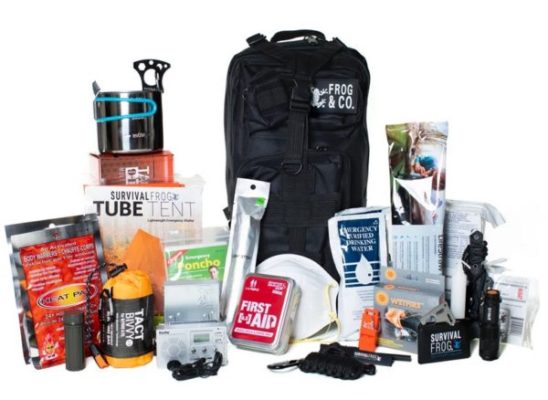 7 Best Outdoor Survival Kits - Outdoor Moran
